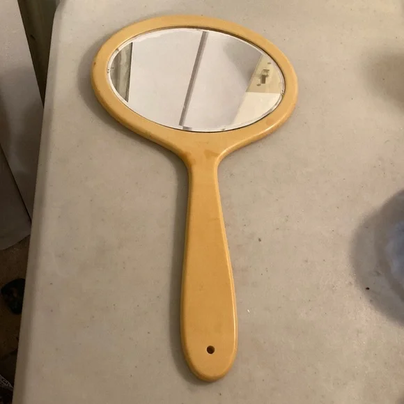 Vintage Bakelite Hand Mirror Bakelite Mirrors 13 For Sale At 1stDibs